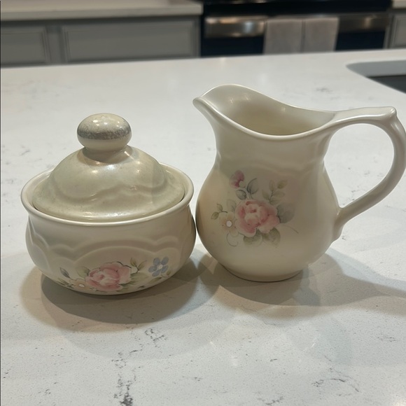 Pfaltzgraff | Dining | Pfaltzgraff Cream And Pink Floral Sugar And ...